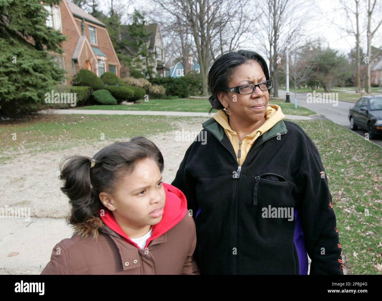 Patricia Dixon stands with her daughter Taylor Belle Dixon in front of ...