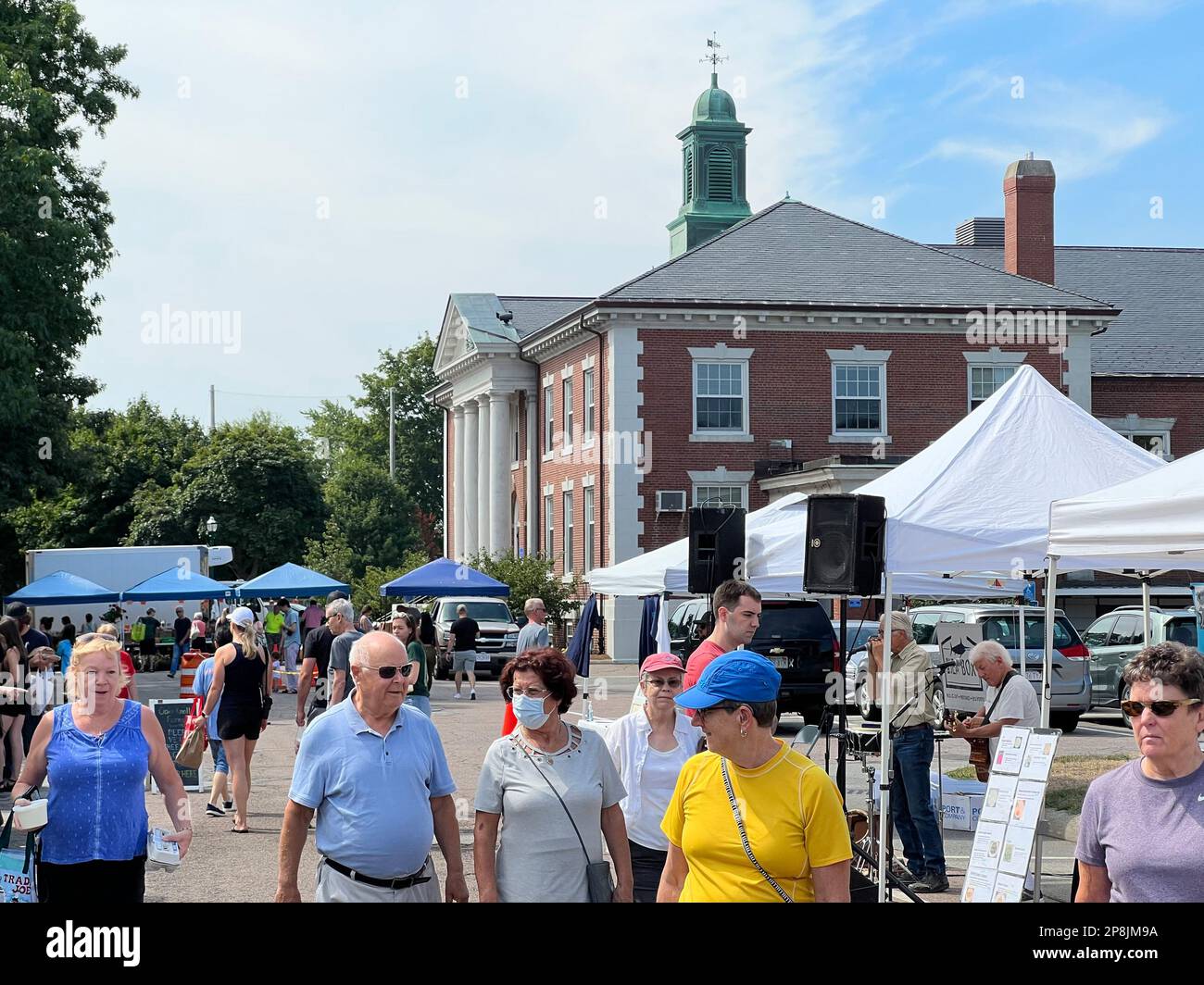 Saturday morning's farmers' market in Braintree Massachusetts Stock ...