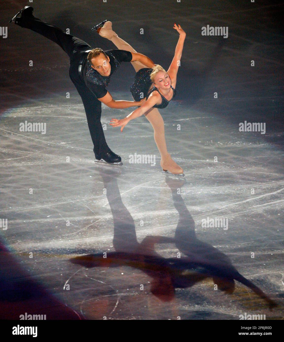 Caydee Denney and Jeremy Barrett of U.S. perform during the Exhibition ...