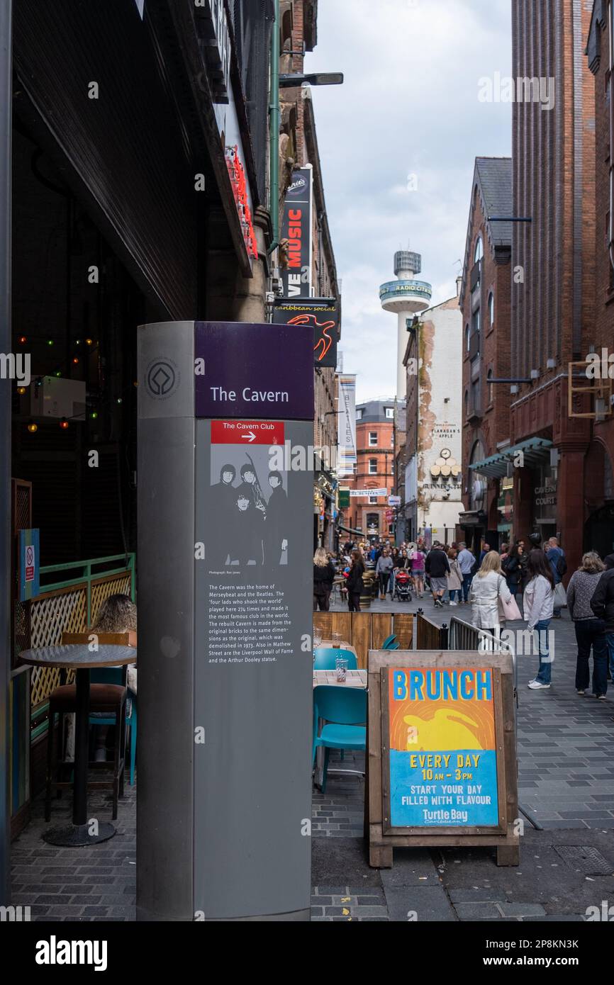 Beatles poster cavern hi-res stock photography and images - Alamy