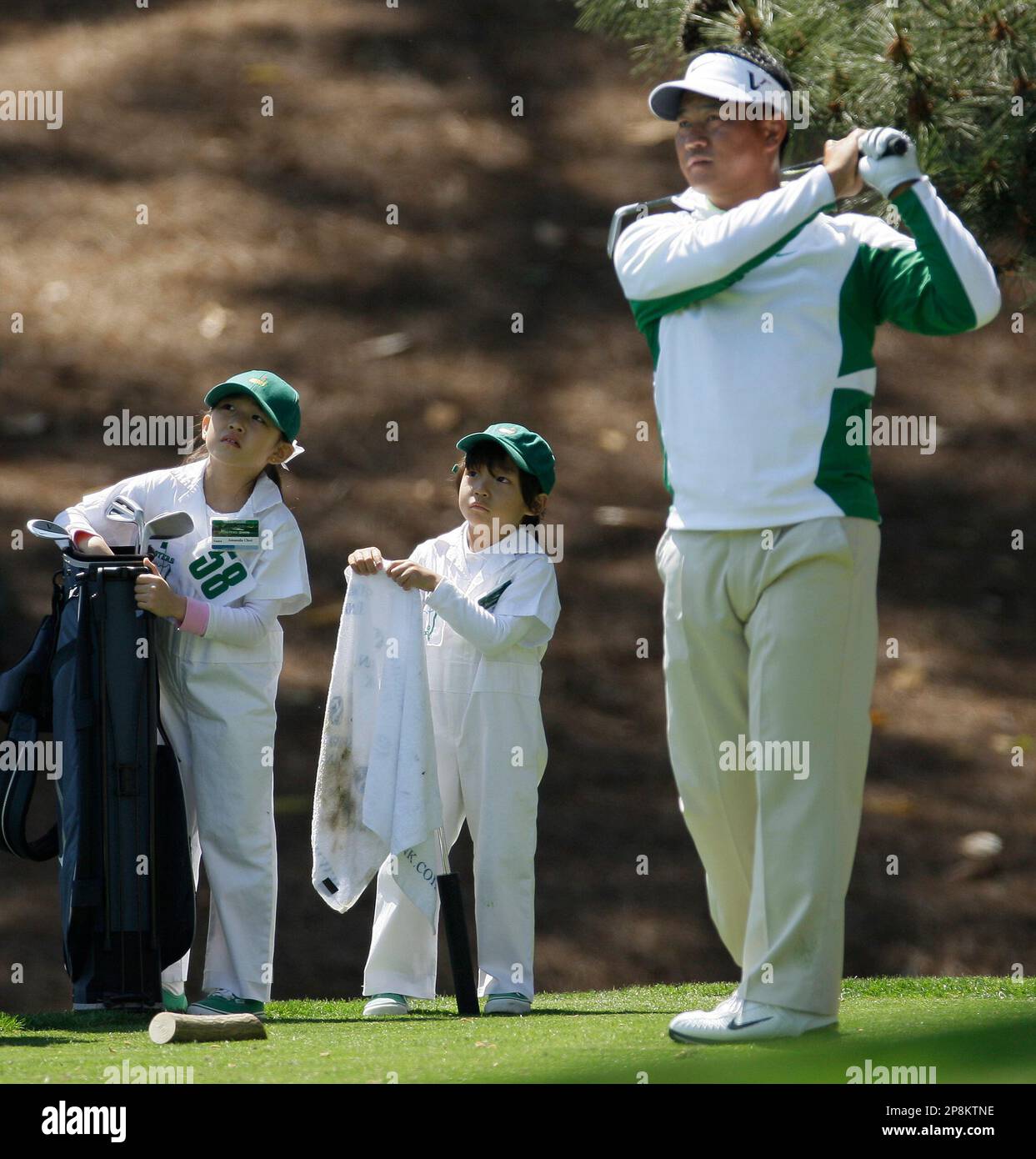 K.J. Choi of Korea's son, Daniel and daughter, Amanda watch their ...