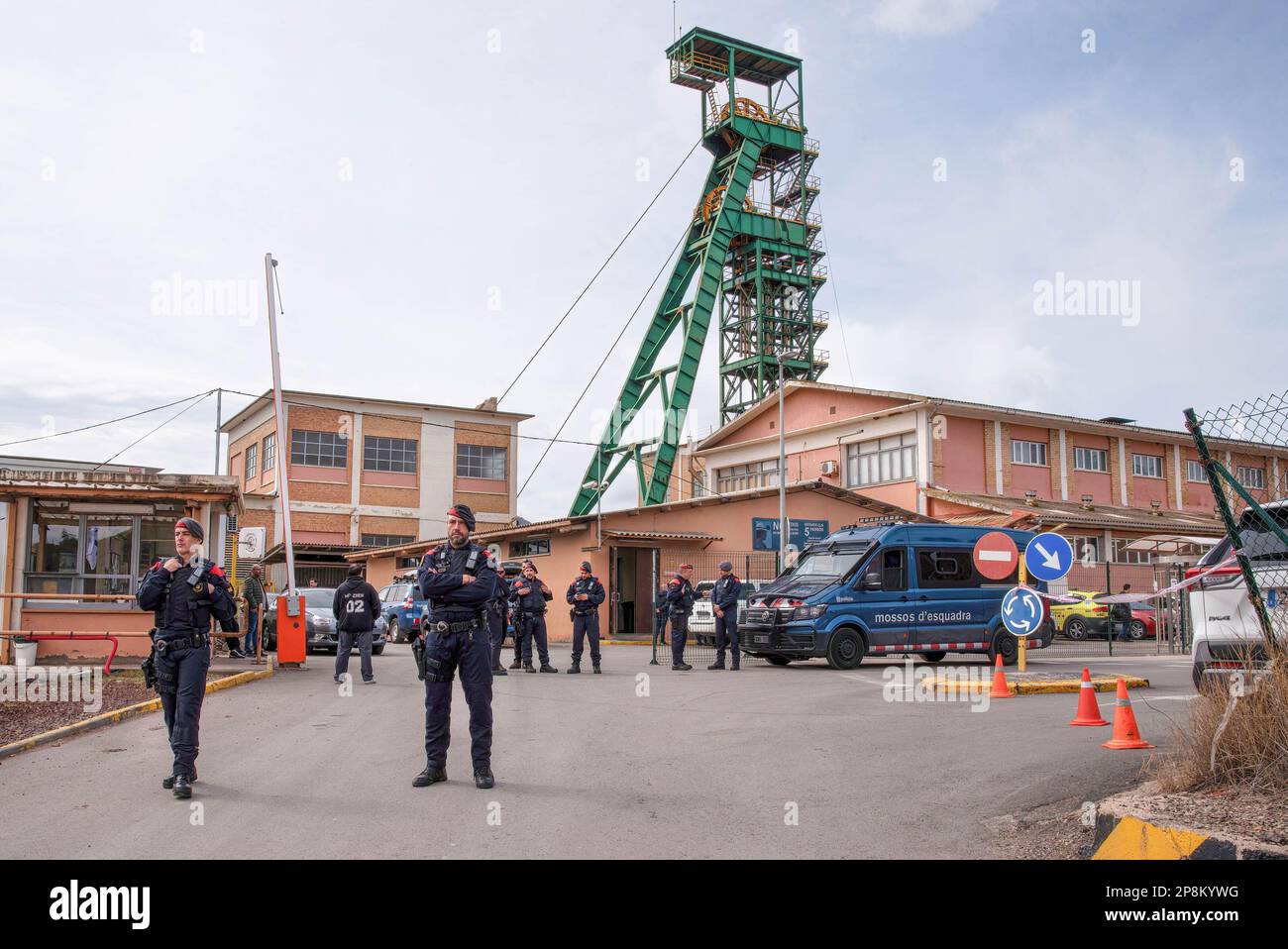 Suria, Spain. 09th Mar, 2023. Police surround the Iberpotash company to ...