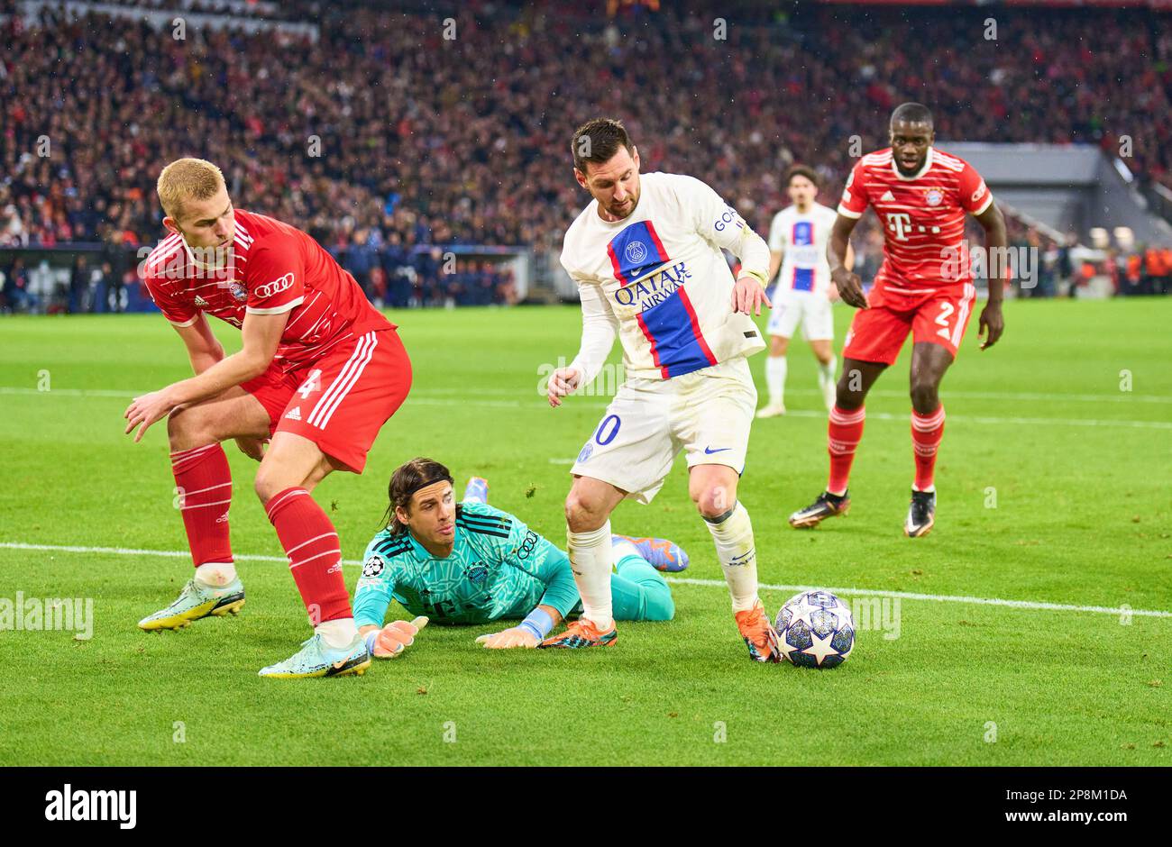 Alphonso DAVIES, FCB 19 Matthijs de Ligt, FCB 4 Yann Sommer, FCB 27 ...