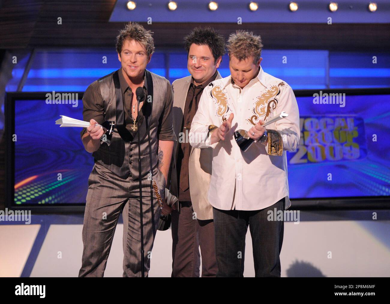 Rascal Flatts accepts the award for top vocal group at the 44th Annual ...
