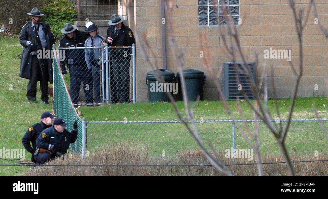 Pittsburgh and Pennsylvania State Police stand at the ready in the ...