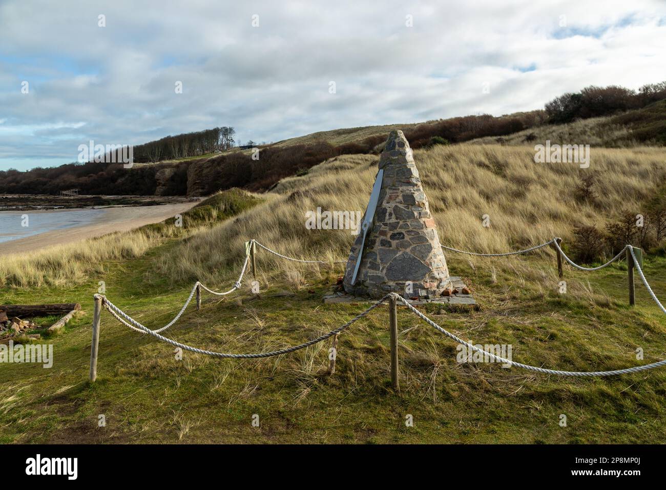 Memorial cairn, dedicated to the 15th Duke of Hamilton with a propeller ...
