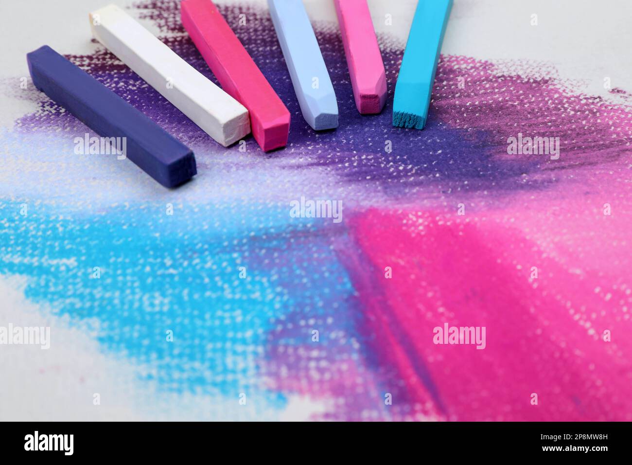 Chalks paper texture hi-res stock photography and images - Alamy