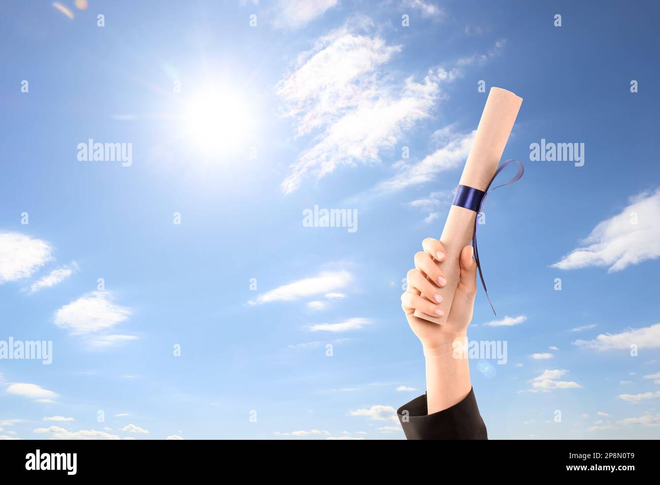 Graduated sky backdrop hi-res stock photography and images - Alamy