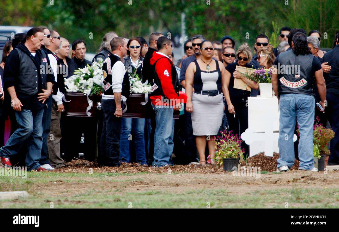 The coffin of Anthony Zervas is carried to his grave site at Rookwood ...