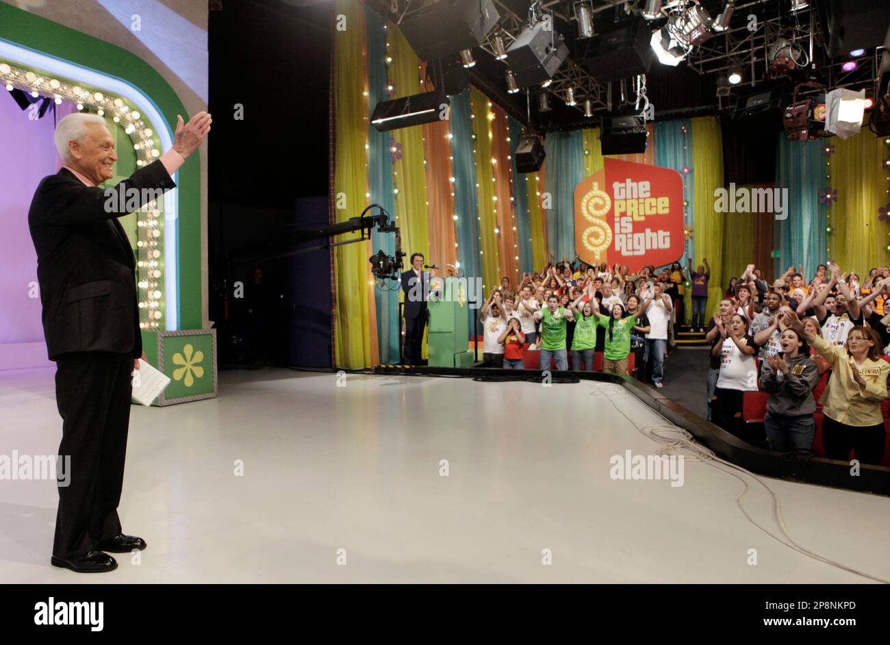 Television icon Bob Barker, left, returns for one show to the The Price ...