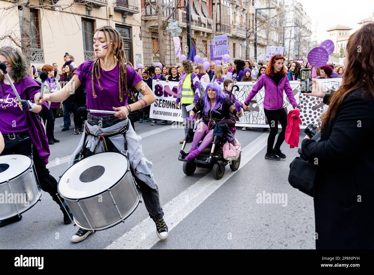 people demonstrating in the streets of Granada, on international women ...