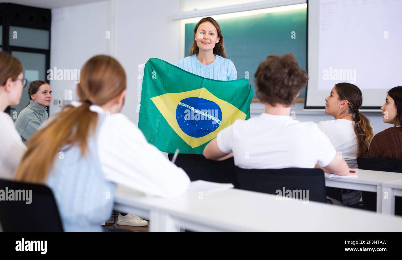 Brazil brazilian school girls hi-res stock photography and images - Alamy