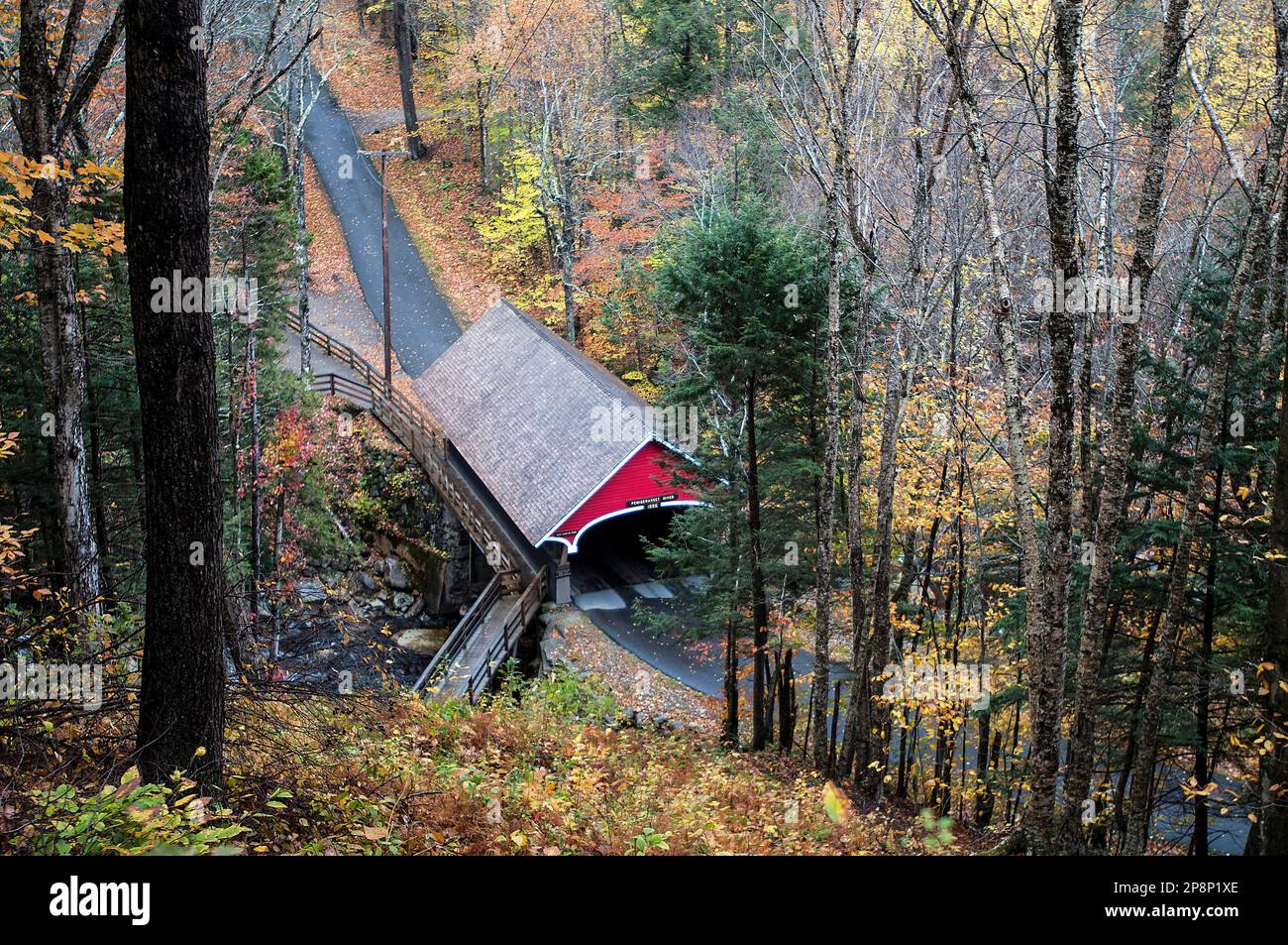 Flume Covered Bridge crosses the Pemigewasset River in the White ...