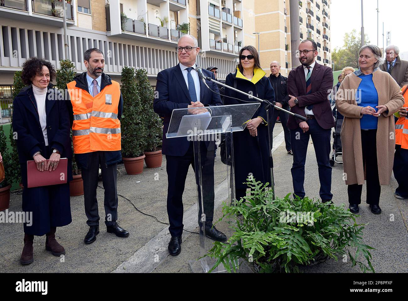 Rome, Italy. 09th Mar, 2023. The mayor of Rome Roberto Gualtieri (C ...