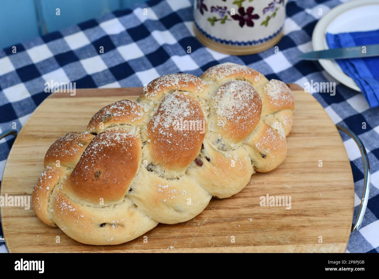 Chalka bread hi-res stock photography and images - Alamy