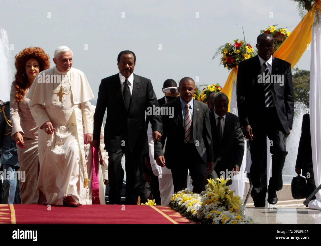 Pope Benedict XVI, foreground left, flanked by Cameroon's President ...