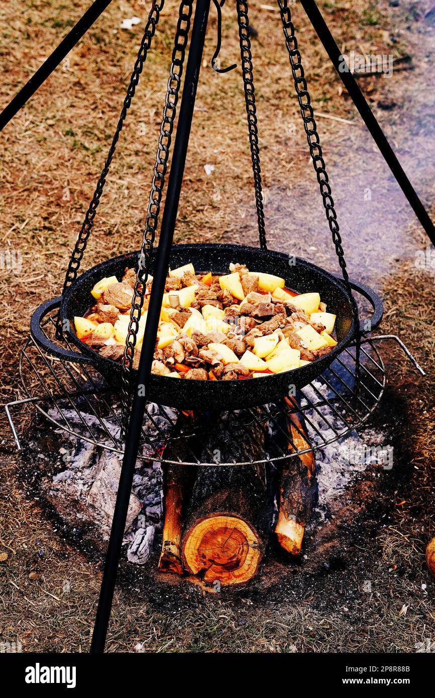 Kuurdak (куурдак) is a traditional Kyrgyz dish and one of the oldest ...