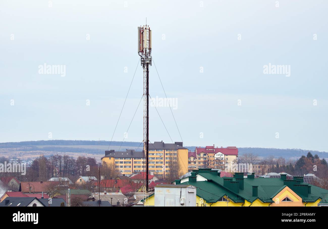 Wireless Communication Antenna Various GPS, cellphone, 3G, 4G and 5G ...