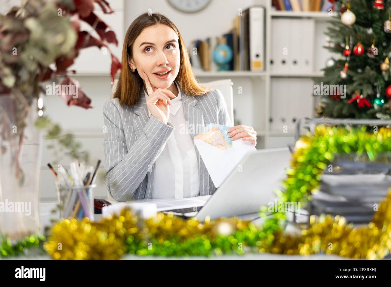 German office worker hi-res stock photography and images - Alamy