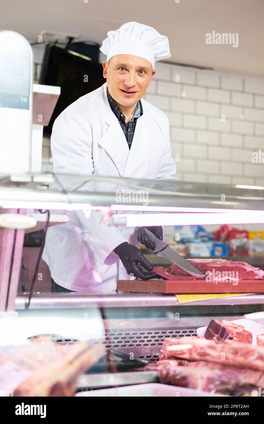 Halal cuts hi-res stock photography and images - Alamy