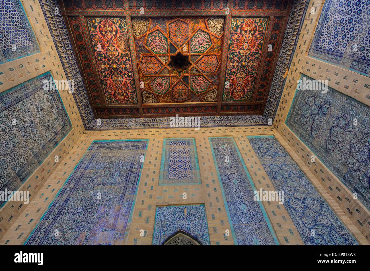 Tiled Walls, Painted Ceiling, The Emir's Wives Quarters, Tash Khauli ...