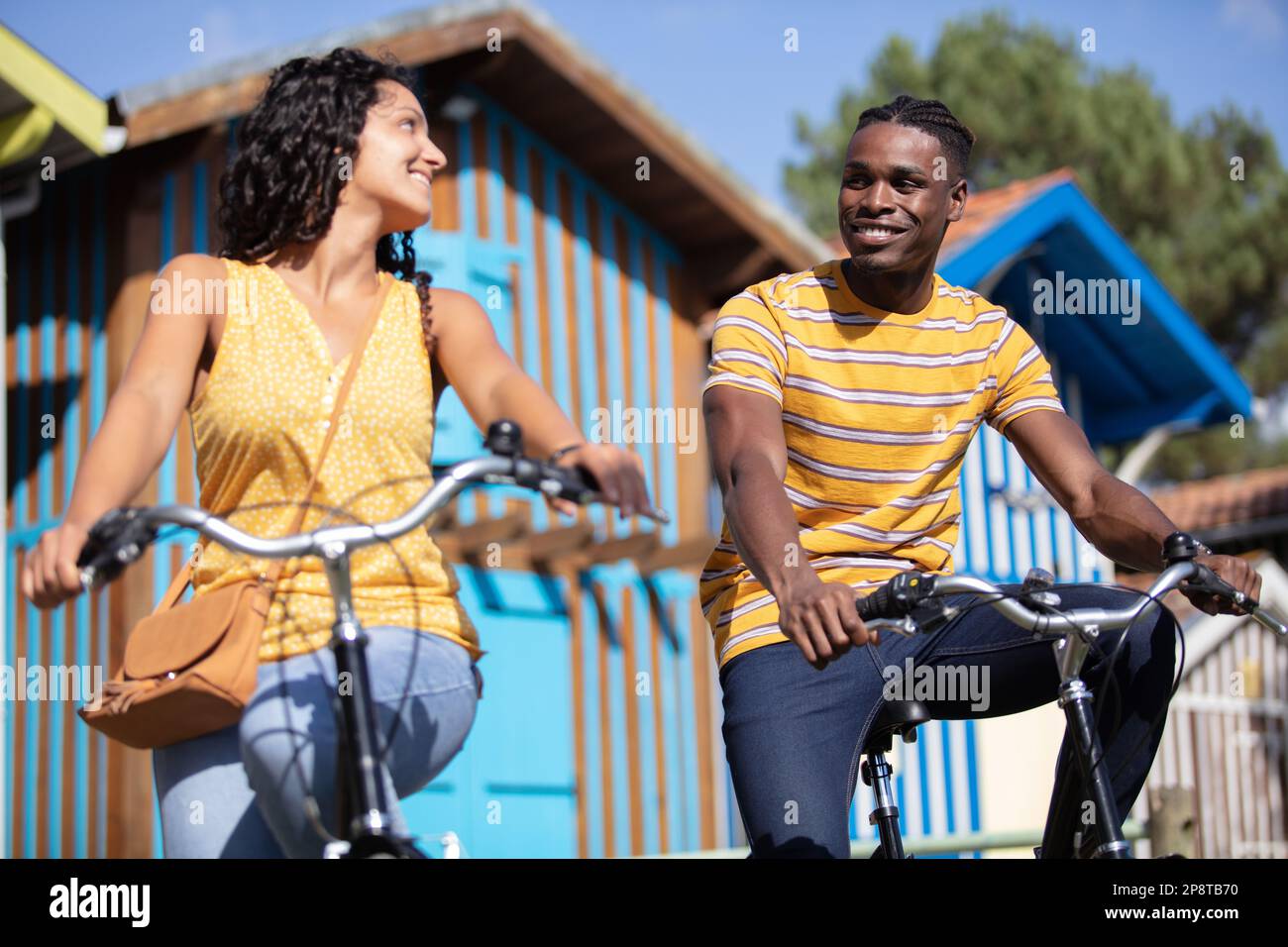 Friends riding on bikes hi-res stock photography and images - Alamy