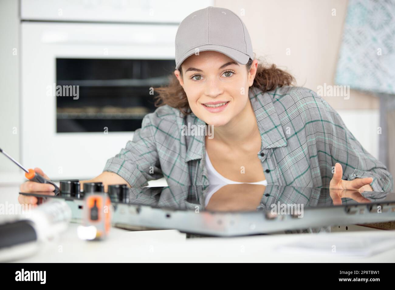 New hob woman hi-res stock photography and images - Alamy