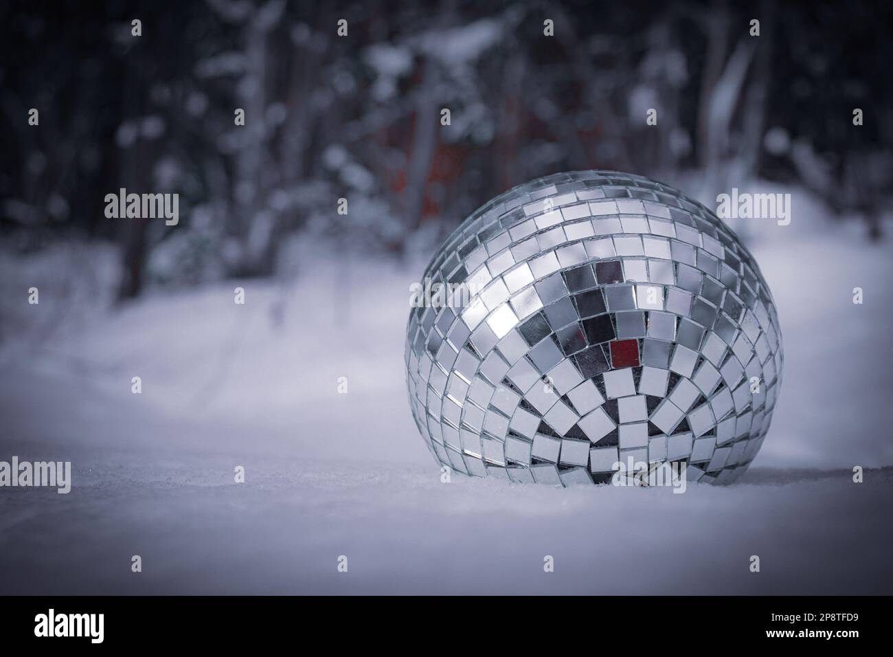 Freezing disco hi-res stock photography and images - Alamy