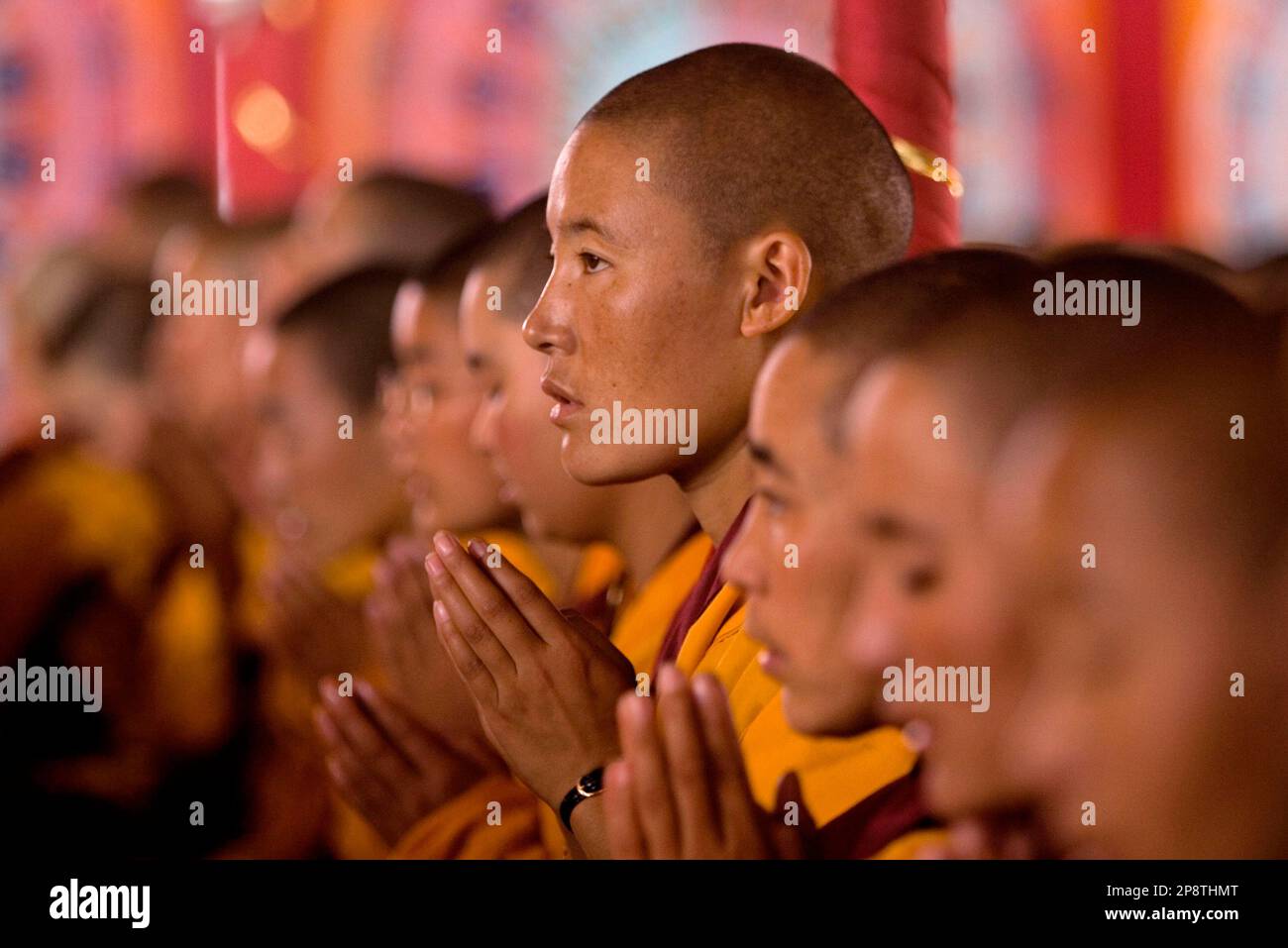 Buddhist monks pray for world peace at Sawayambhu temple, in Katmandu ...