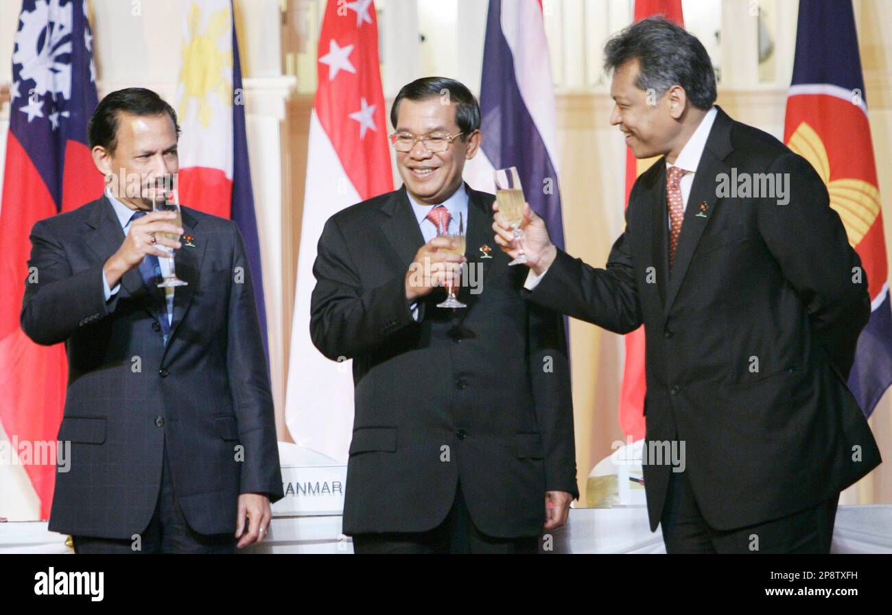 Three ASEAN leaders toast during closing ceremonies Sunday, March 1 ...