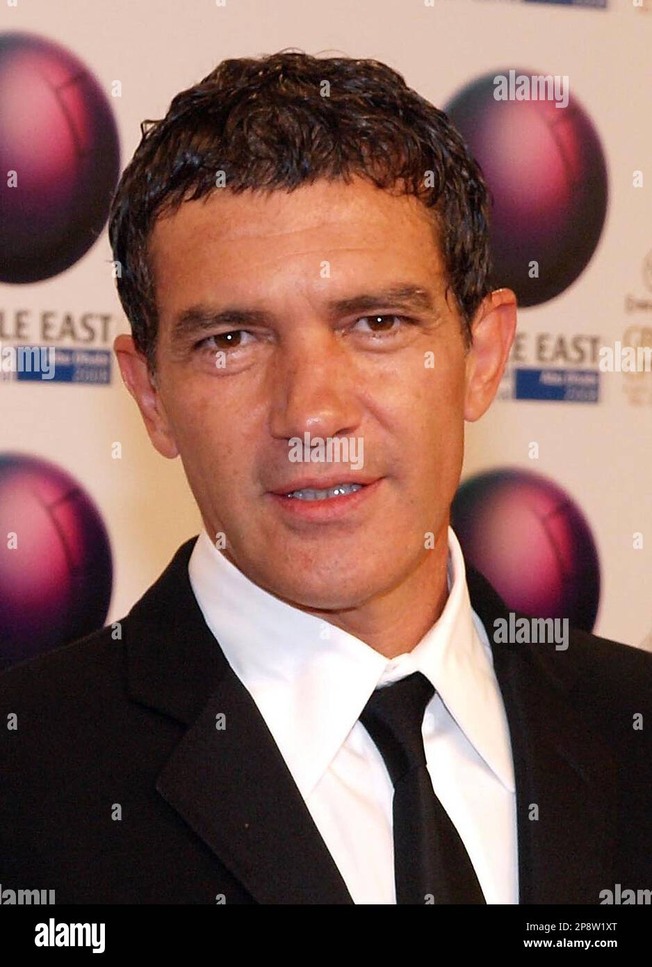 ** FILE ** In this Oct. 10, 2008 file photo, Spanish actor Antonio ...