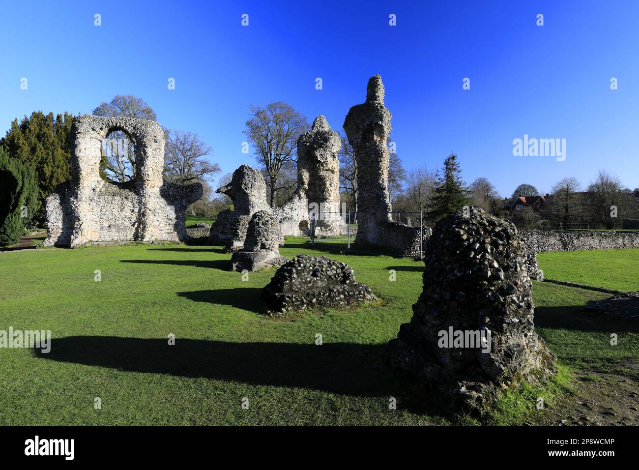 The ruins of Bury St Edmunds Abbey, Abbey gardens, Bury St Edmunds City ...