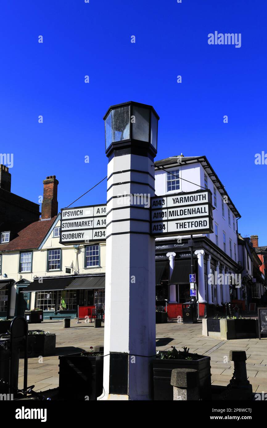 The Pillar of Salt illuminated road sign on Angel Hill, Bury St Edmunds ...