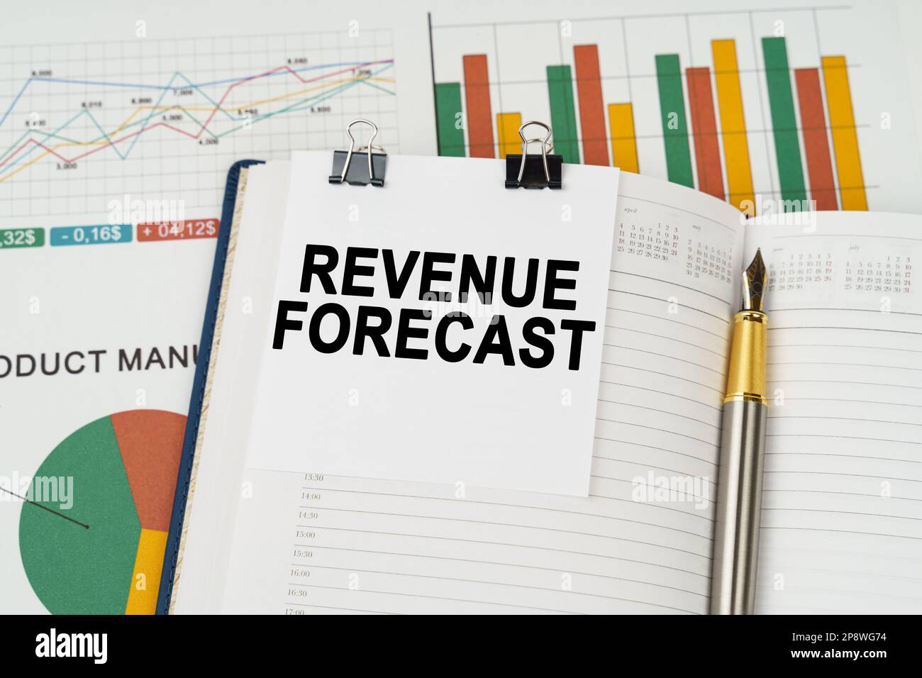 Showing sales charts hi-res stock photography and images - Alamy
