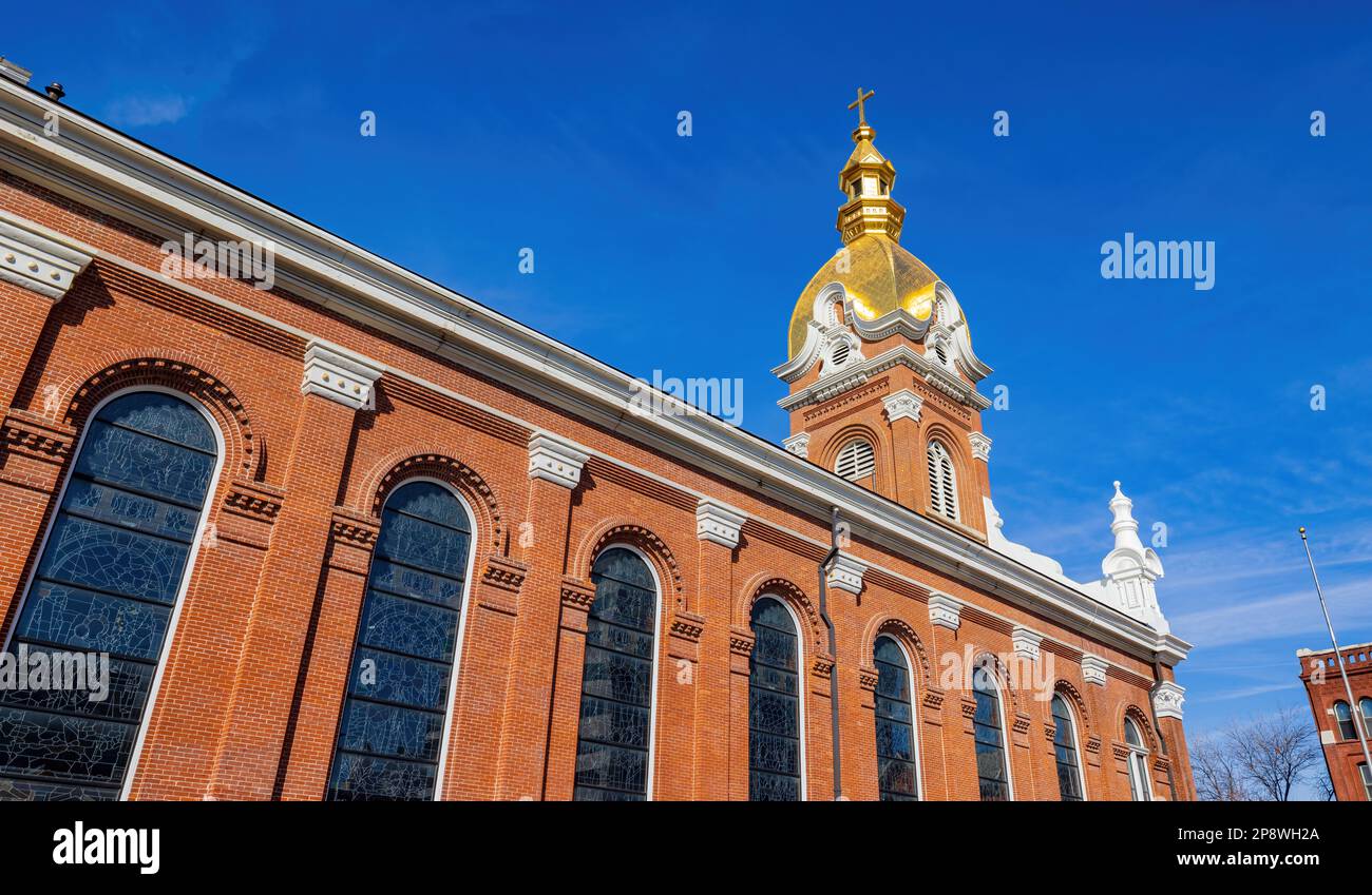 Sunny view of The Cathedral of the Immaculate Conception at Kansas City ...