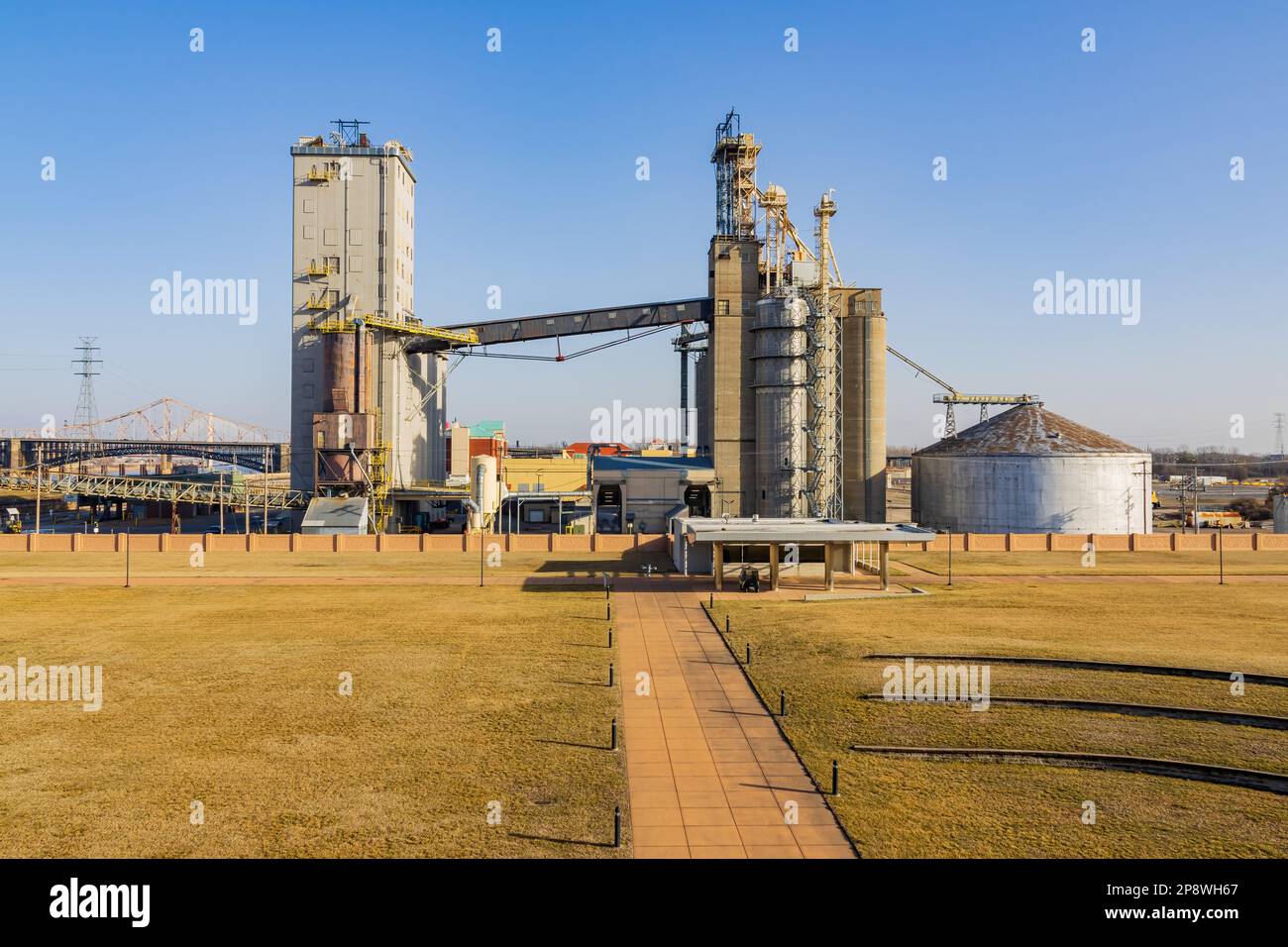 Sunny view of the Cargill at Illinois Stock Photo - Alamy