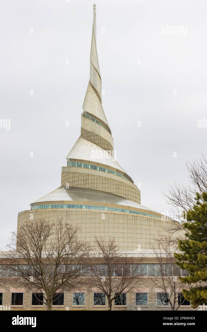 Community of christ temple hi-res stock photography and images - Alamy