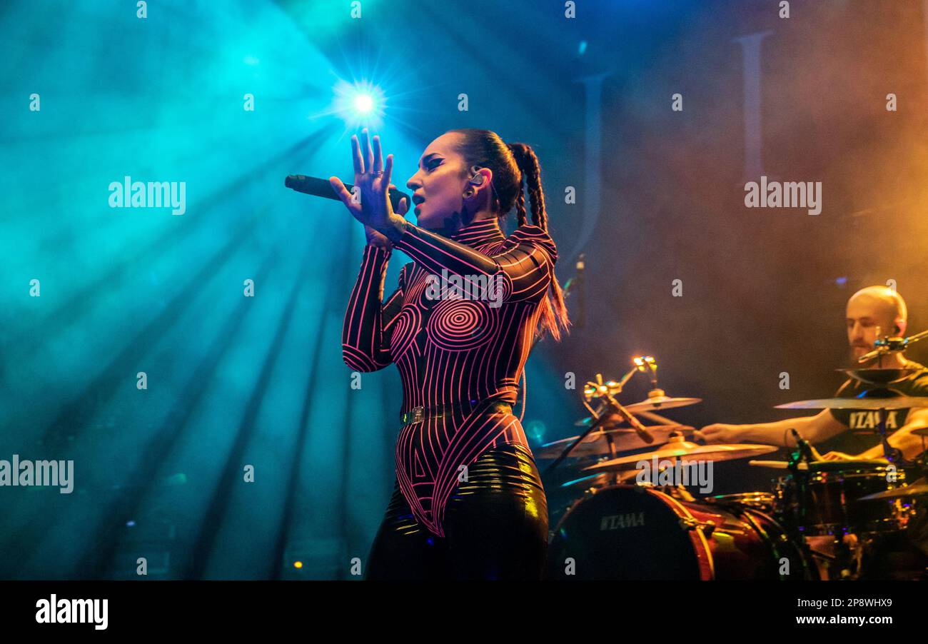 Jinjer singer hi-res stock photography and images - Alamy