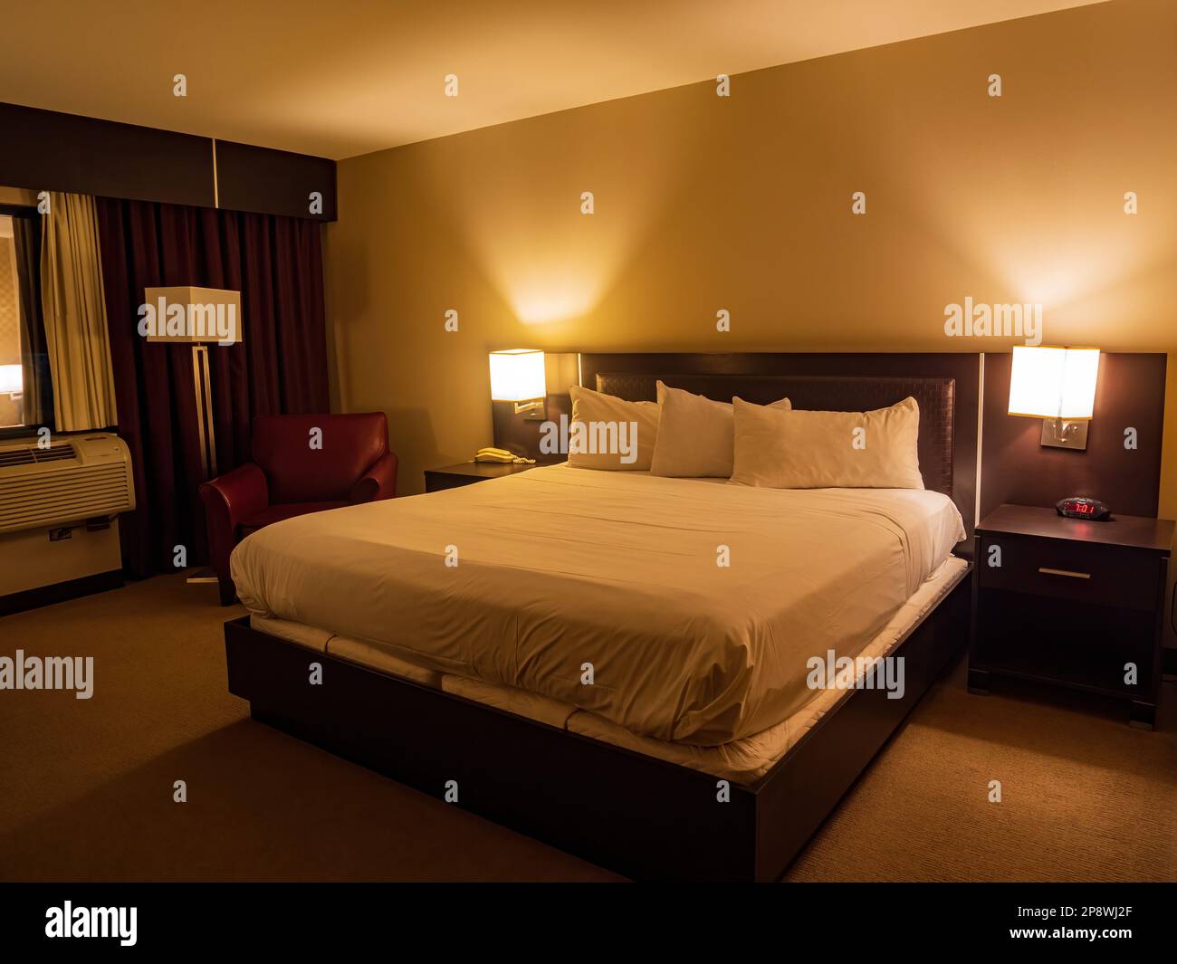 Night interior view of a hotel room at St Louis Stock Photo - Alamy