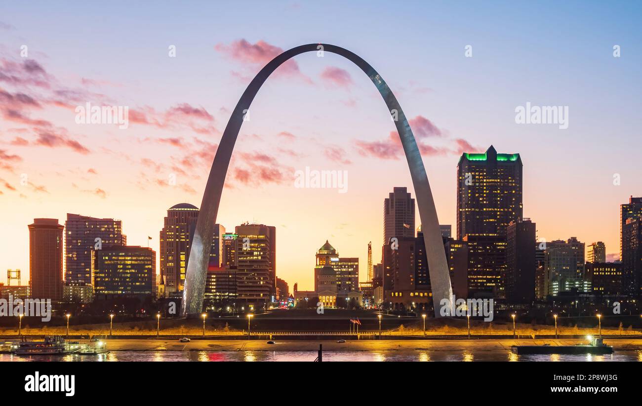 St louis skyline hi-res stock photography and images - Alamy