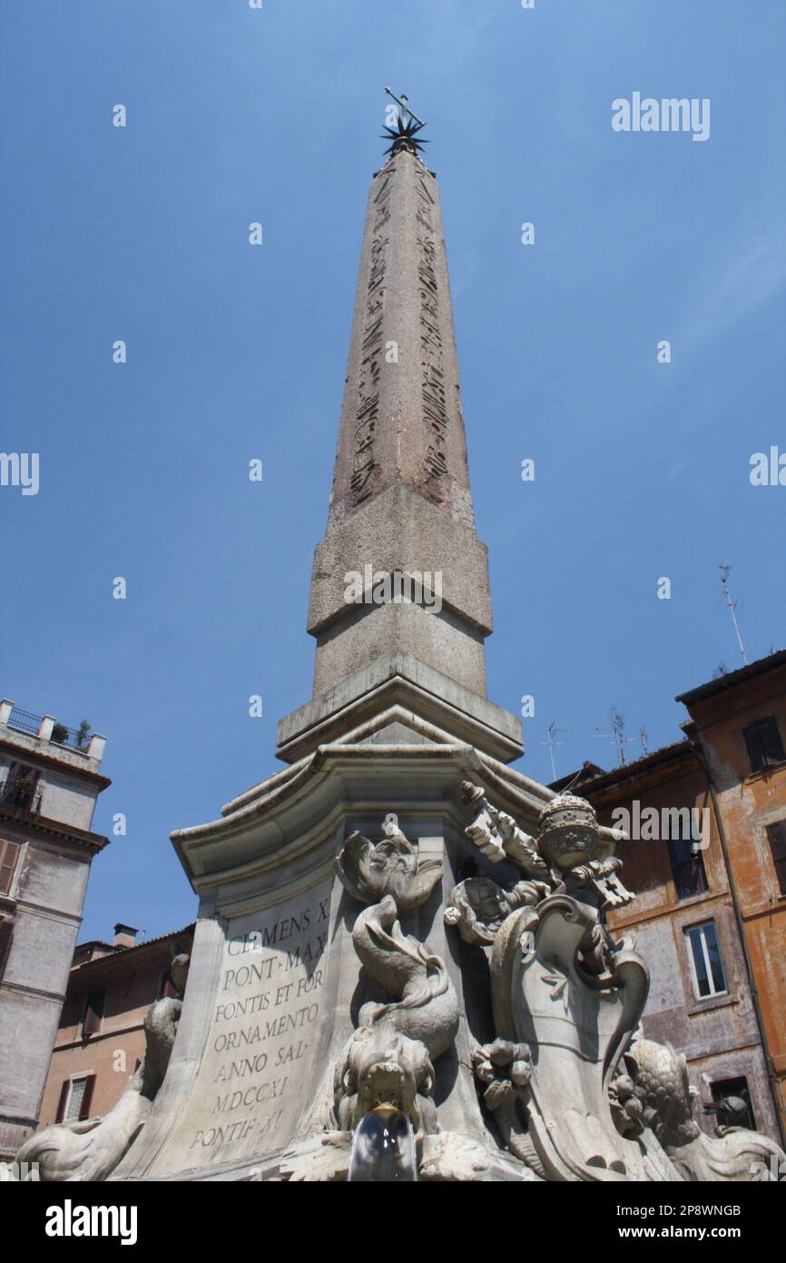Piazza della Rotonda, Rome, Italy Stock Photo - Alamy
