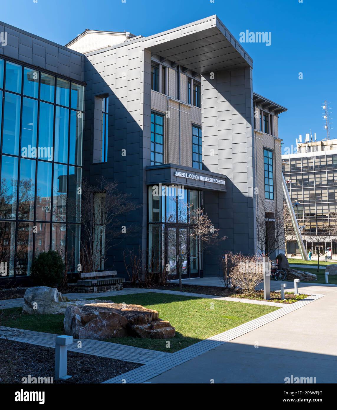 Jared cohon university center hi-res stock photography and images - Alamy