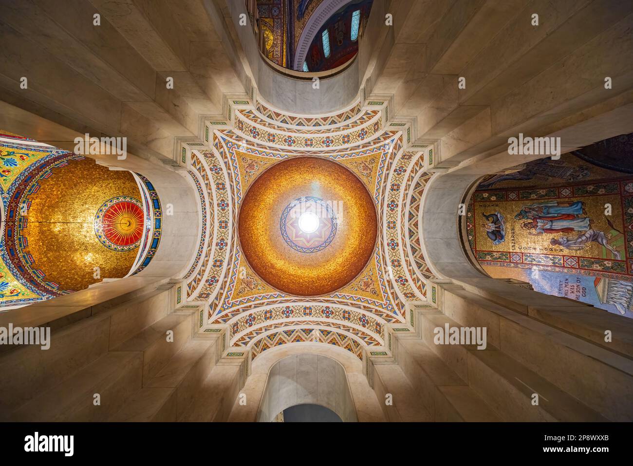 Missouri, FEB 22 2023 - Interior view of the Cathedral Basilica of ...