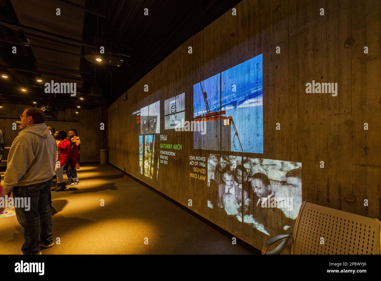 St louis gateway arch interior hi-res stock photography and images - Alamy
