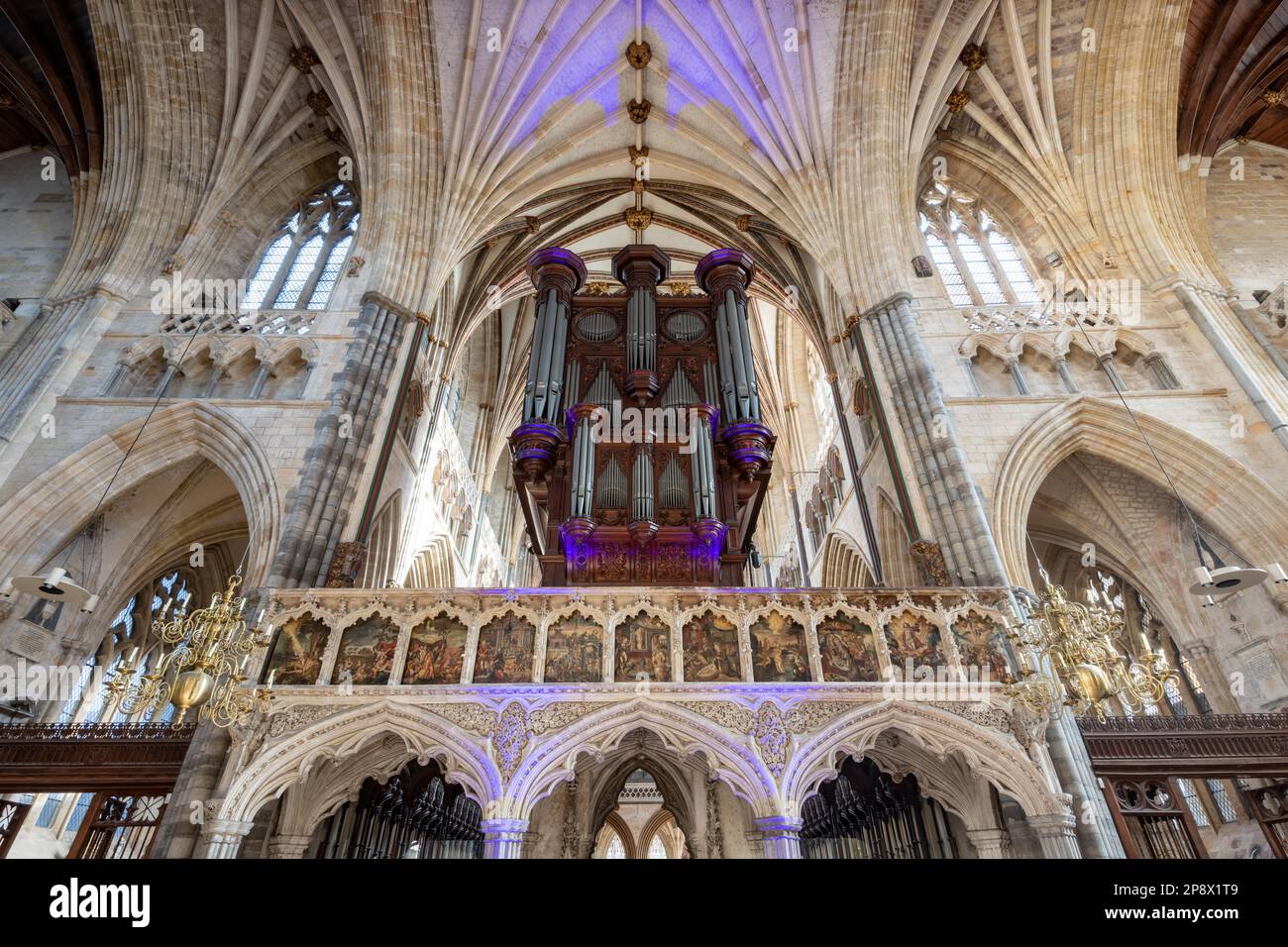 Architecural pattern hi-res stock photography and images - Alamy