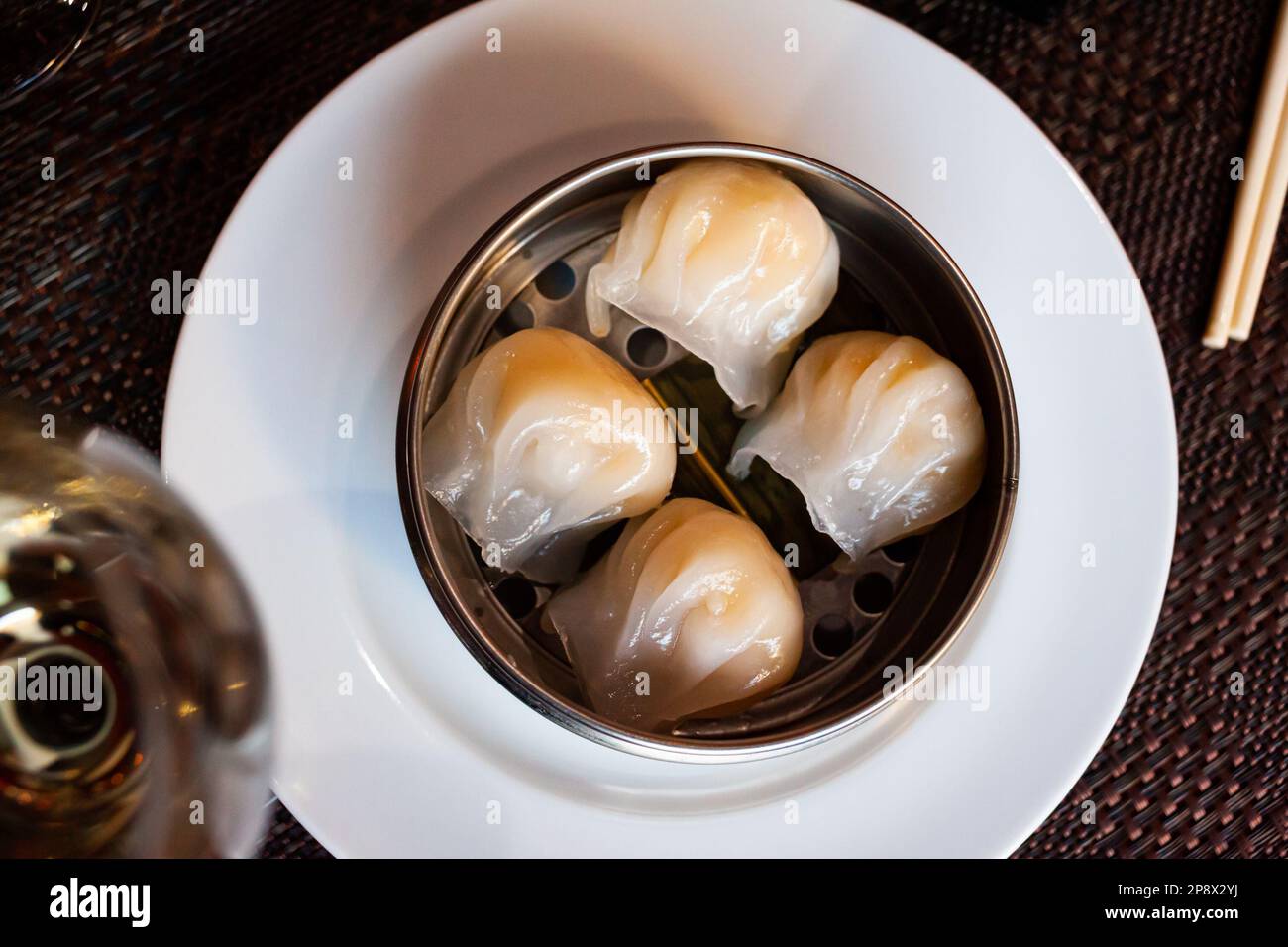 Japanese style gyoza dumplings Stock Photo - Alamy