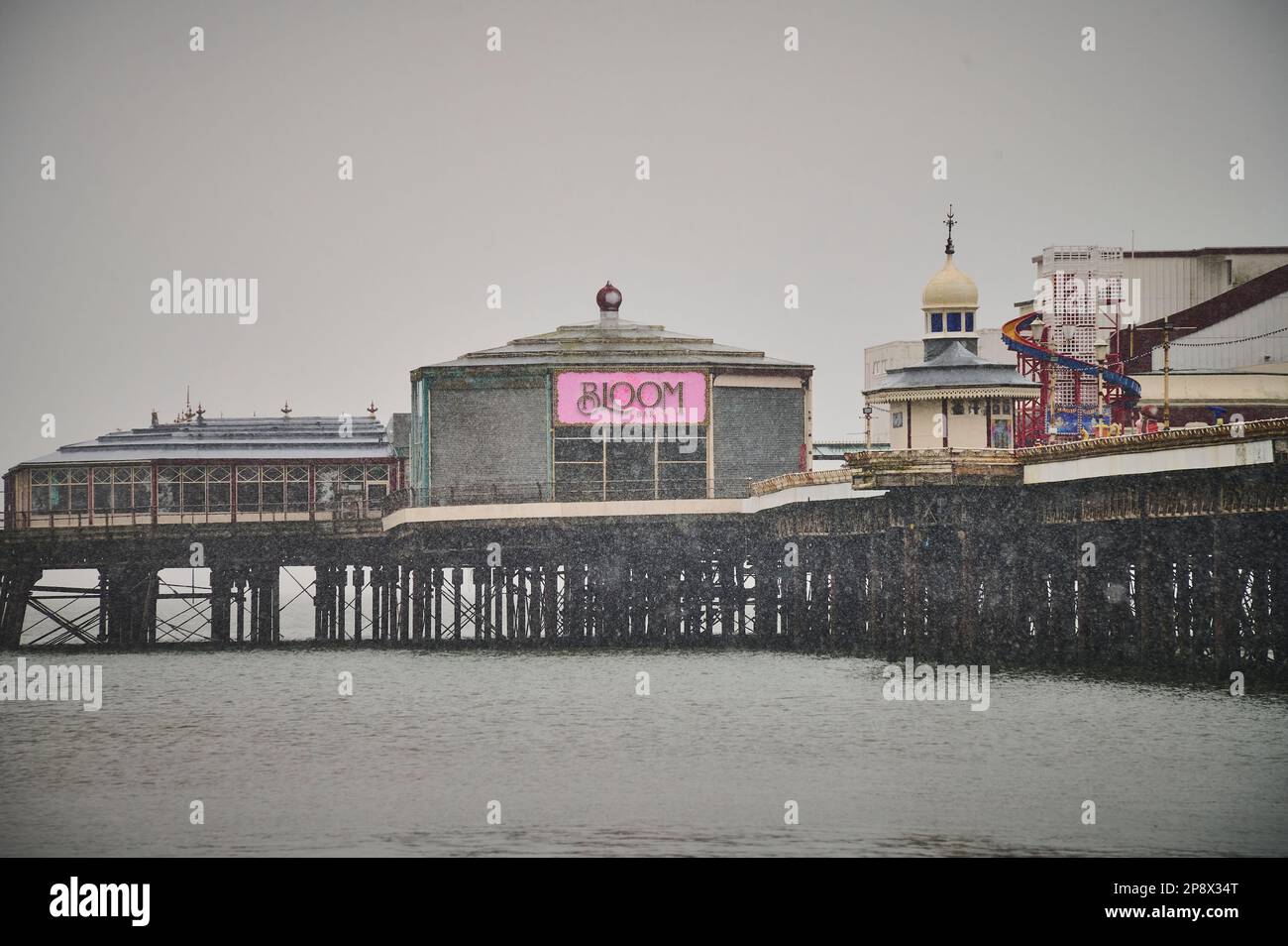 Winter snow falls on an empty North Pier,Blackpool,on 9th March 2023 ...