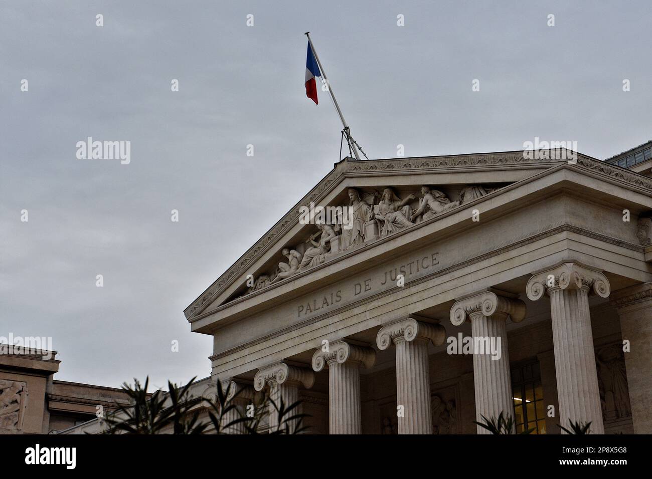 Place monthyon hi-res stock photography and images - Alamy