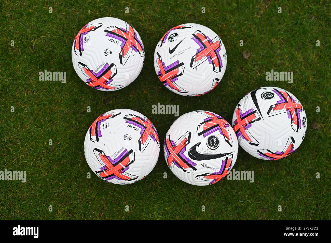 Official premier league ball 2022 2023 hi-res stock photography and ...
