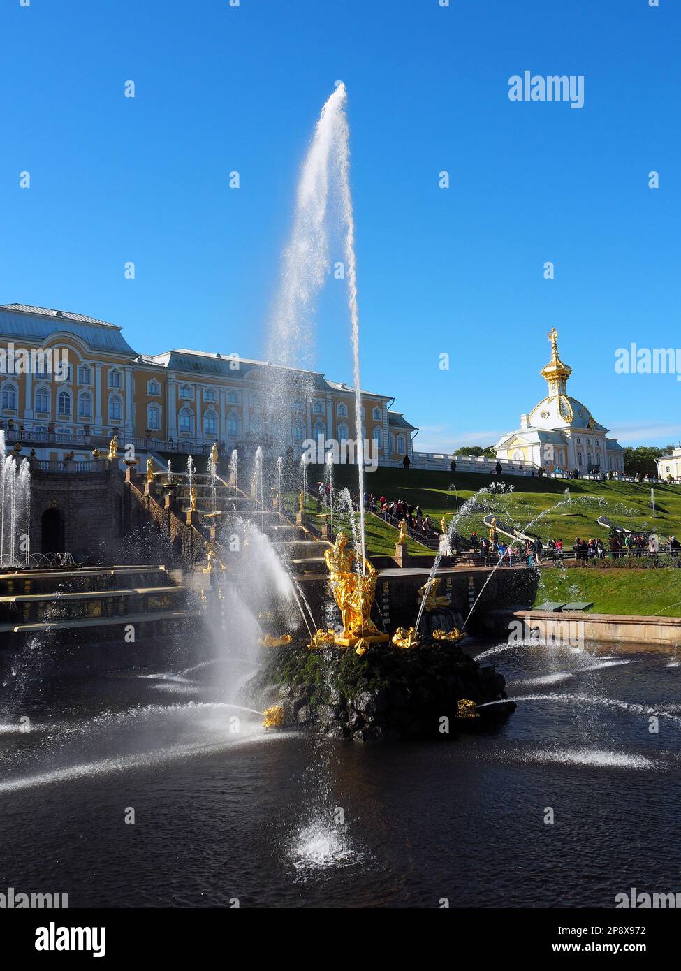 Samson Fountain, Grand Cascade, Peterhof, Petrodvorets, St. Petersburg ...
